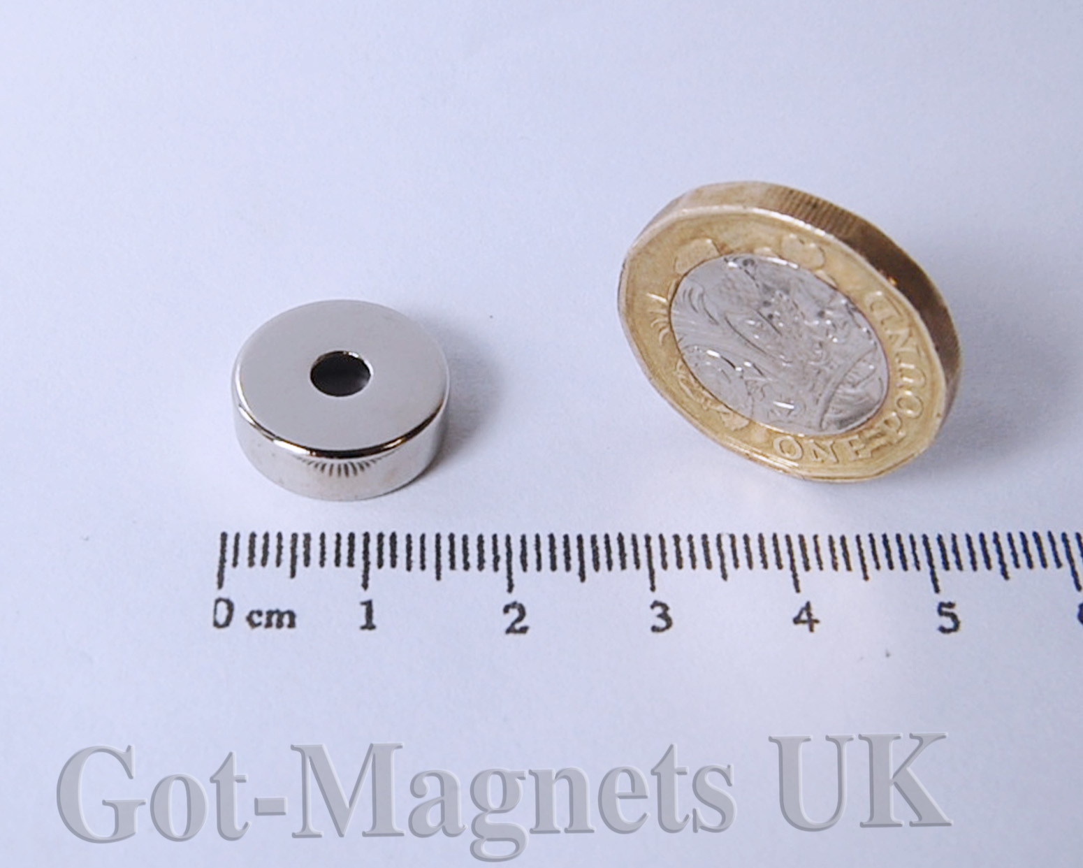 D 15 x 5 mm N45 Neodymium Disc Magnet Central Hole Countersunk with 4mm ...